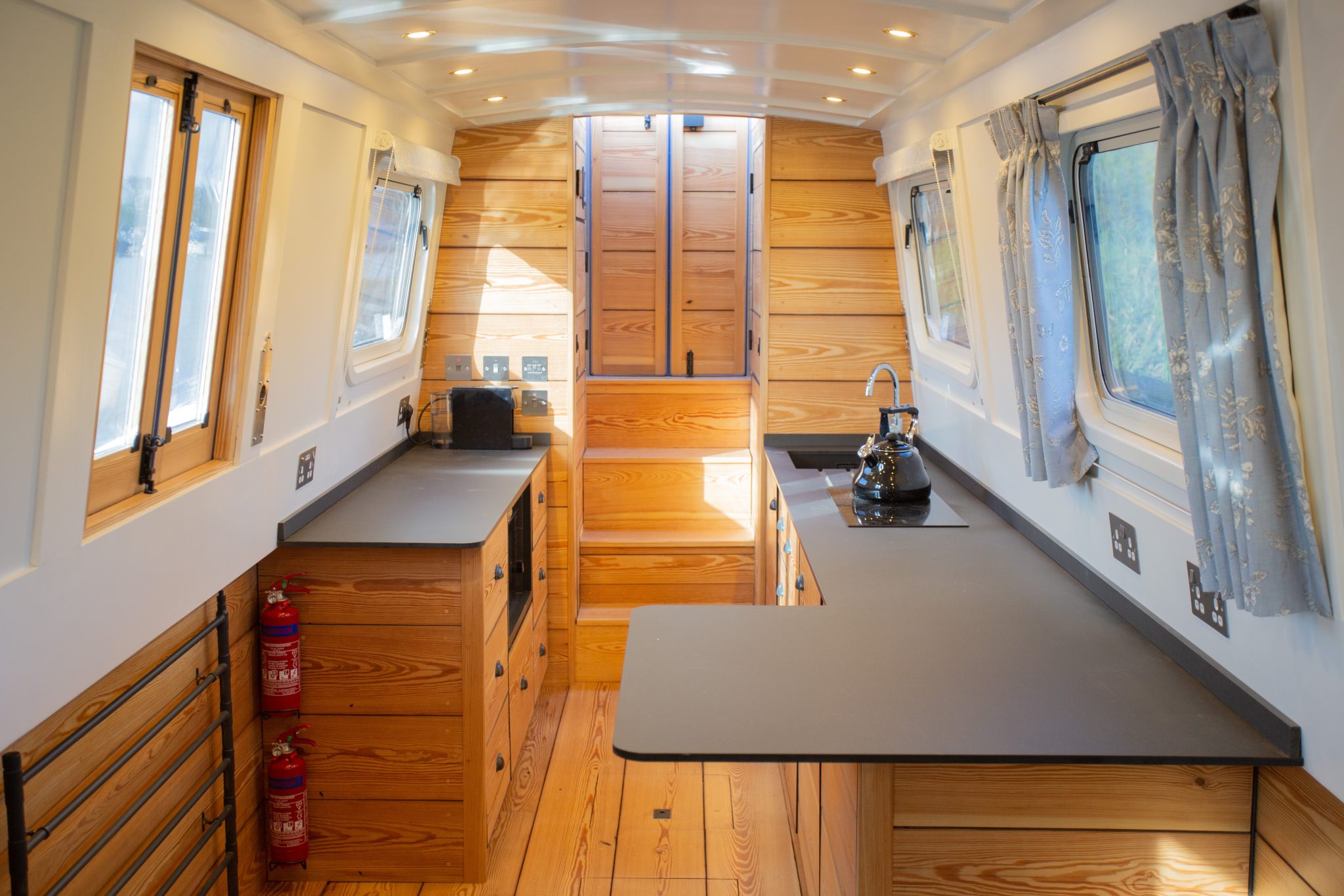 Solar Electric Narrowboat Falcon: A Green Choice